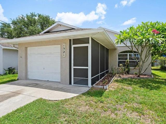 1521 13th St W, Palmetto, FL 34221