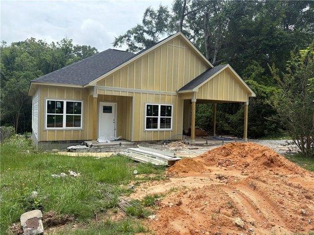 1521 24th St, Phenix City, AL 36867