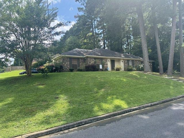 1521 63rd St, Meridian, MS 39305
