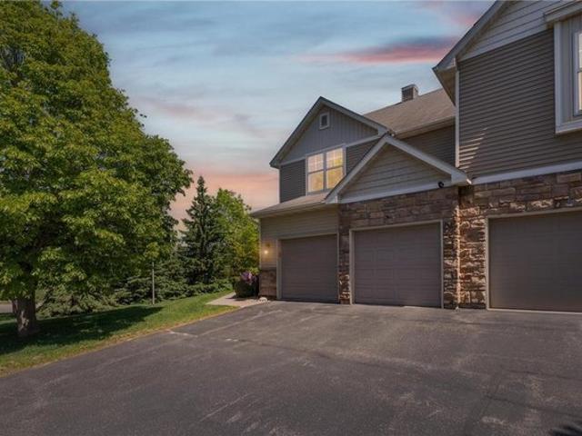 15221 Stonewood Ter, Burnsville, MN 55306
