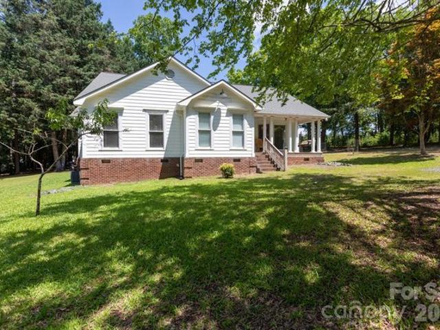 15224 Thomas Rd, Charlotte, NC 28278