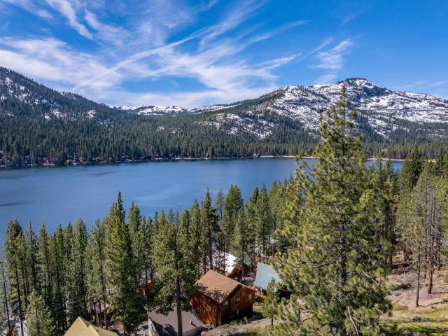 15224 Reed Ave W, Truckee, CA 96161 | MLS #20260 | Compass