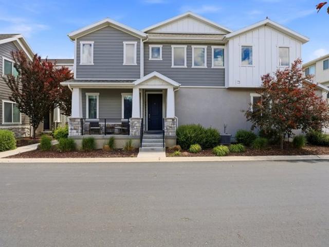 15225 S Reins Way W, Bluffdale, UT 84065