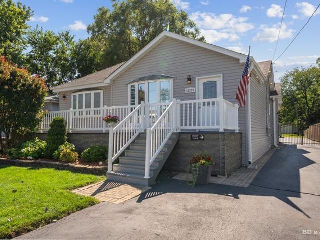 15226 Kilpatrick Ave, Oak Forest, IL 60452