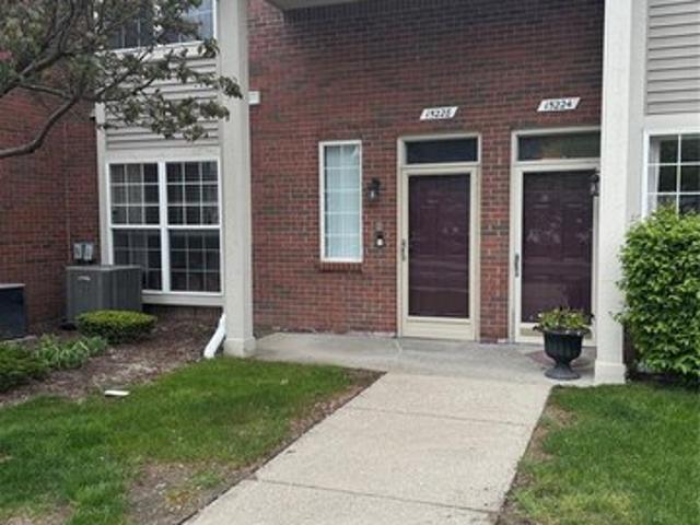 15228 Yale Dr Unit 257, Clinton Township, MI 48038