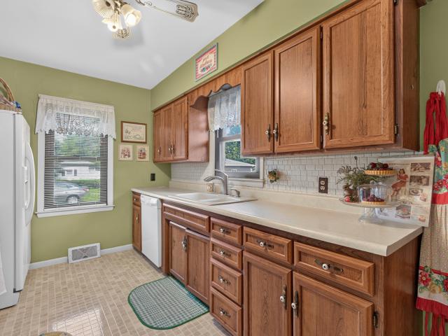 1522 Manhatten Drive