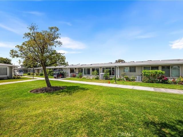 1522 Merion Way E Unit 33J, Seal Beach, CA 90740