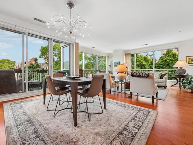 1522 N Prospect Ave Unit 303, Milwaukee, WI 53202