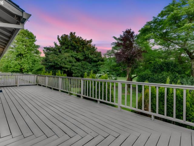 1522 ne marine dr