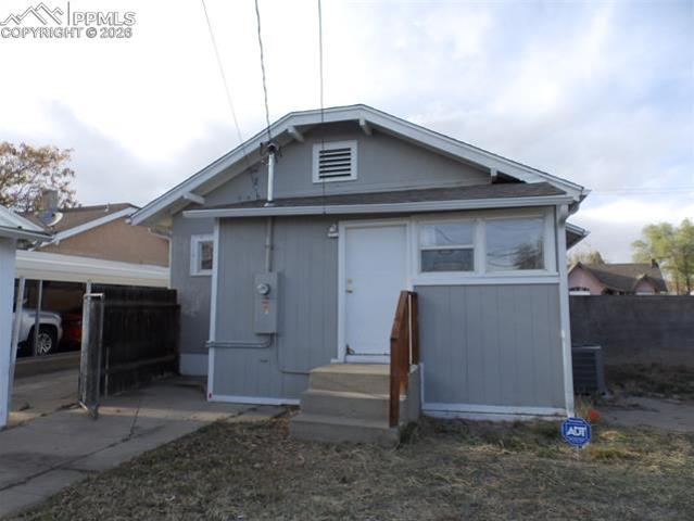 1522 E 4th Street