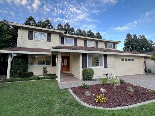 1522 Jamestown Dr, Cupertino, CA 95014