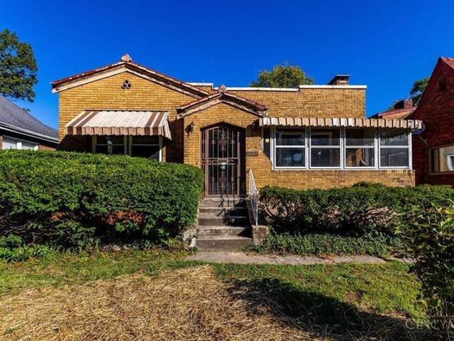 1522 Kenova Ave, Cincinnati, OH 45237