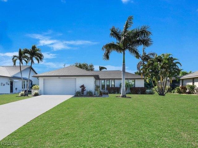 1522 SW 49th St, Cape Coral, FL 33914