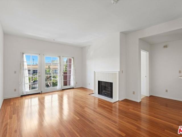 1522 S Saltair Ave Apt 206, Los Angeles, CA 90025