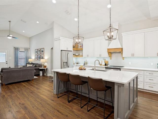 1522 Sleepy Hollow Drive