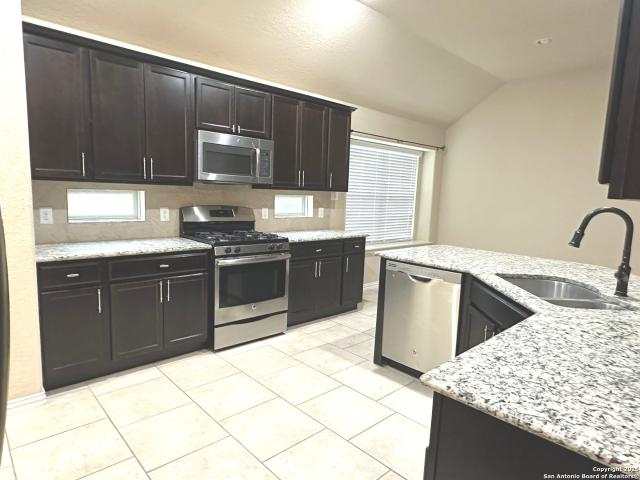 15231 Stagehand Dr, San Antonio, TX 78253 | MLS #1924 | Compass
