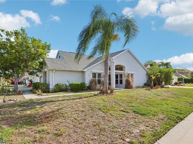 15237 Cricket Ln, Fort Myers, FL 33919
