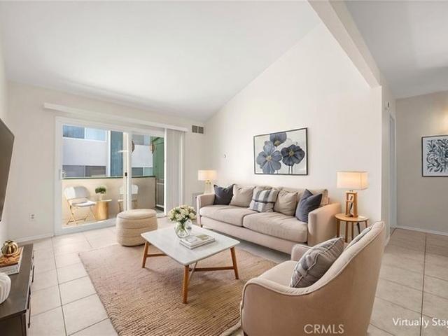 15235 Santa Gertrudes Ave Unit 210, La Mirada, CA 90638