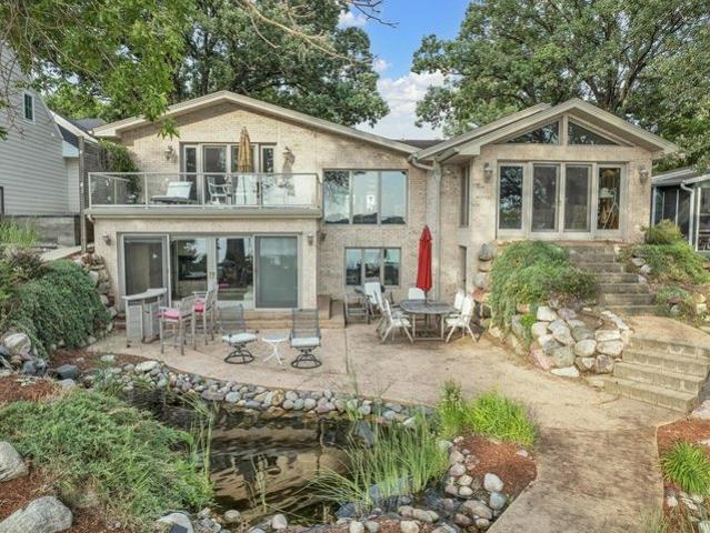 15239 th St, Spirit Lake, IA 51360