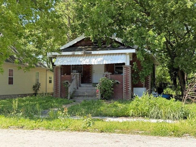 1523 N Main Ave, Springfield, MO 65803