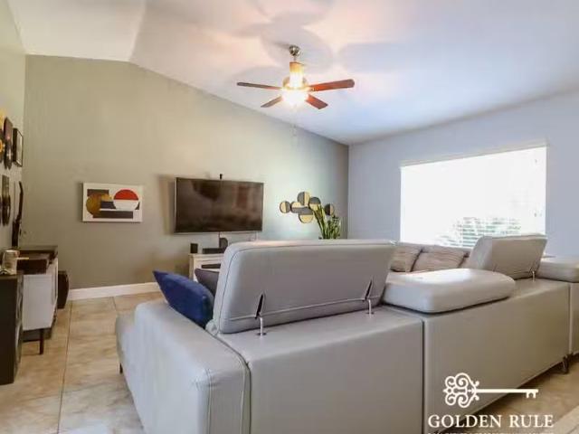 1523 Northwest 39th Terrace 1 1523 Nw 39th Ter #1