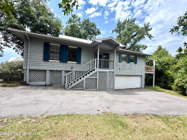 1523 Albacore Drive