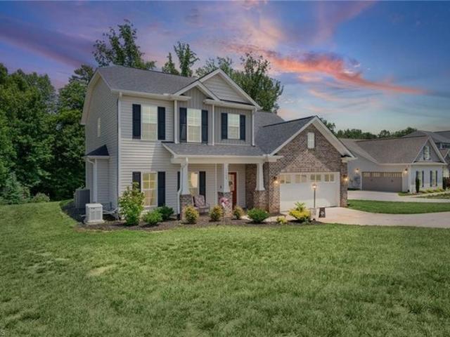 1523 Chickasha Dr, Pfafftown, NC 27040