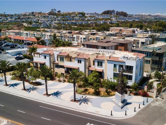 1523 Doheny