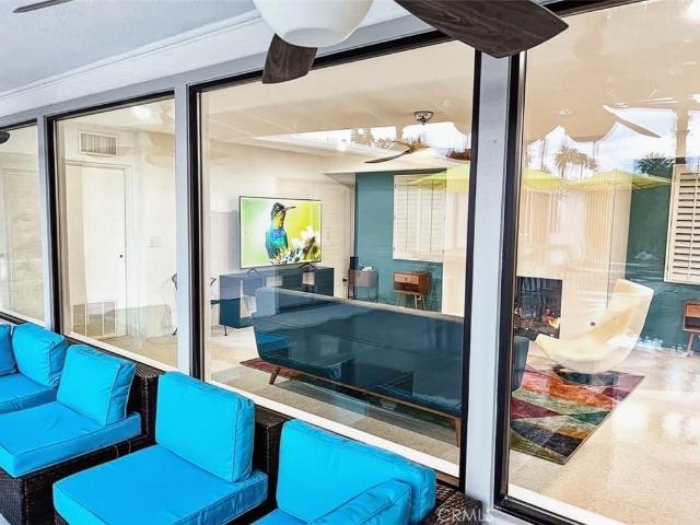 1523 E San Lorenzo