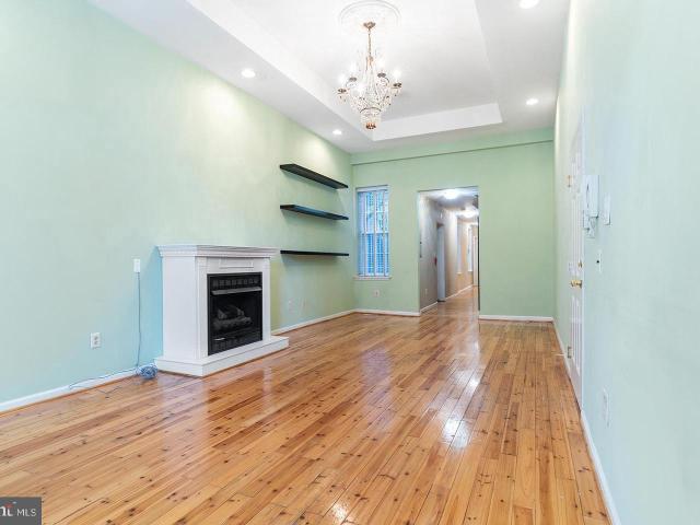 1523 Green St, Unit 1, Philadelphia, PA 19130 | MLS #PAPH2606 | Compass