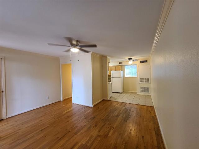 1523 Heights Boulevard 5