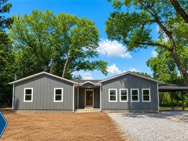1523 S Roberts Rd, Fayetteville, AR 72701