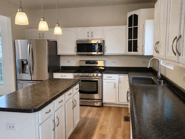 1523 Schumacher Drive W