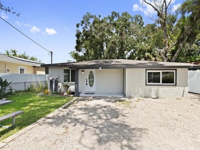 1523 W Broad St, Tampa, FL 33604