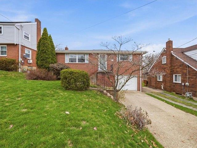 1523 Woodcrest Ave, Coraopolis, PA 15108