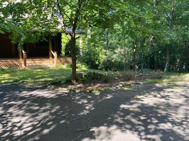 152 Chestnut Ridge Trail