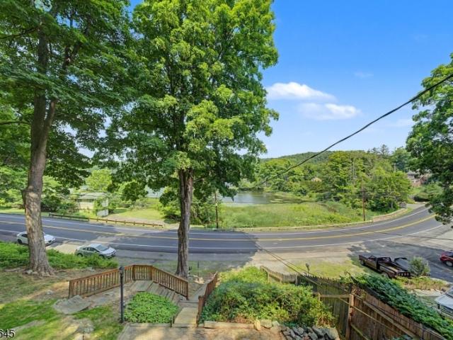 152 Andover Sparta Rd