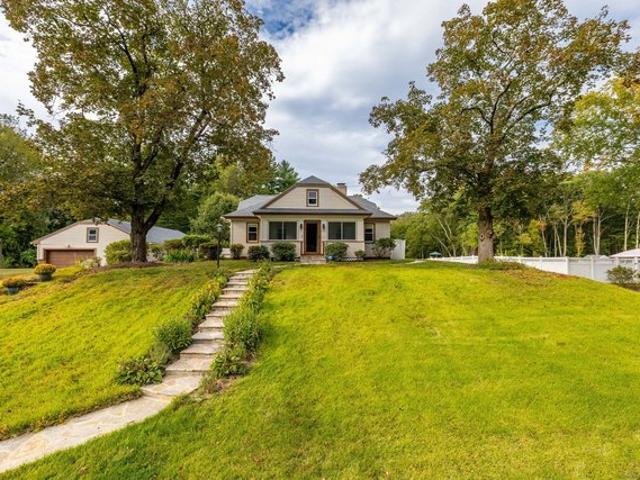 152 Arch Rd, Avon, CT 06001