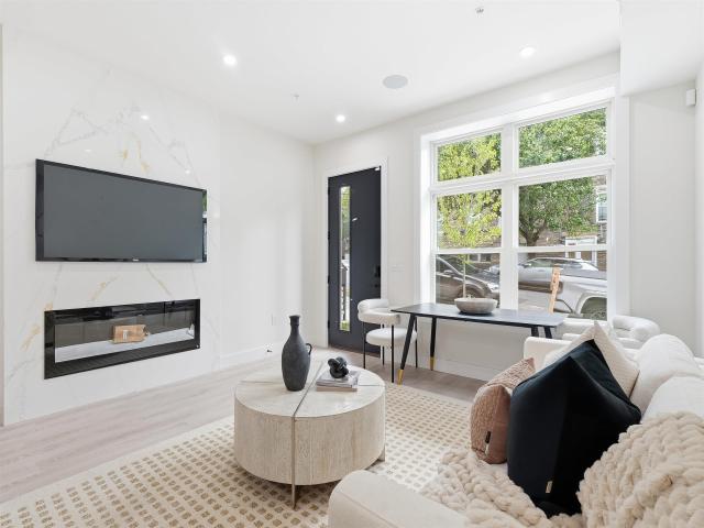 152 Bleecker St # 1