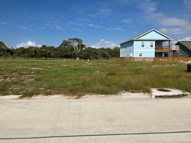 152 Breezeway Dr Lot 39, Rockport, TX 78382