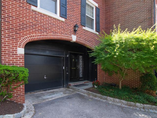 152 Broadway 15