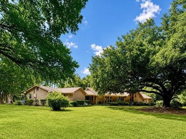 152 Brooksberg Dr, Magee, MS 39111