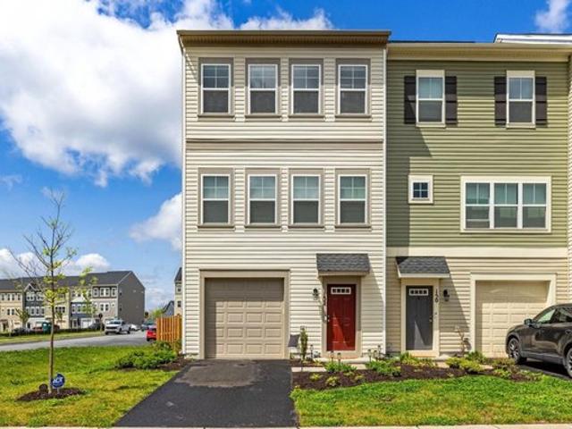 152 Galaxy Pl, Stephenson, VA 22656