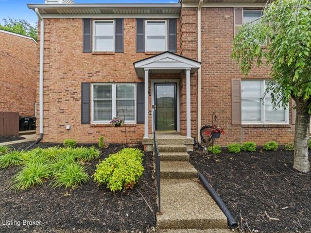 152 Gardiner Lake Rd, Louisville, KY 40205