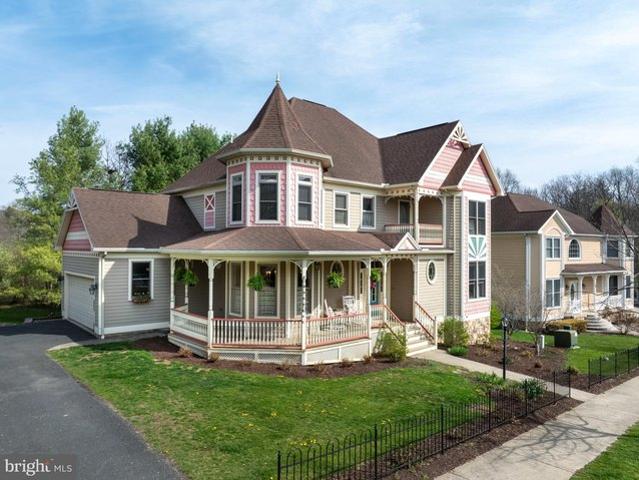 152 Gas Light Cir, State College, PA 16801