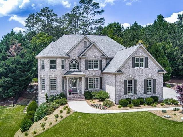 152 Estates View Dr, Acworth, GA 30101