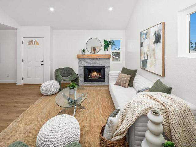 152 Evergreen Ave. 4
