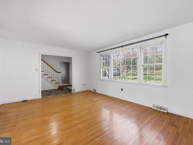 152 Fox Road