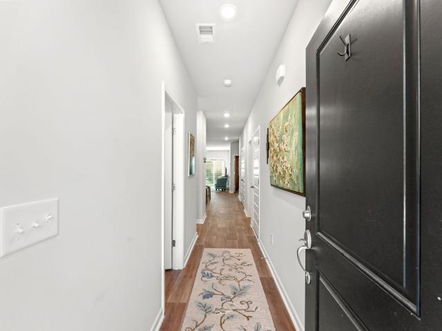 152 Hoffman Park Dr. 152
