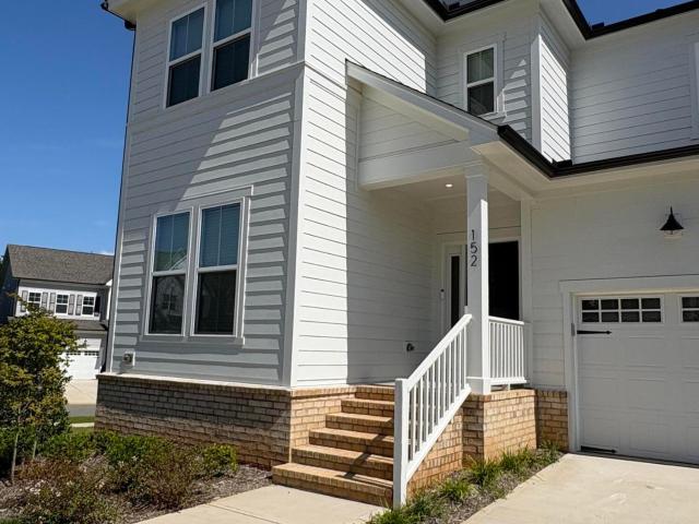152 Highpointe Drive